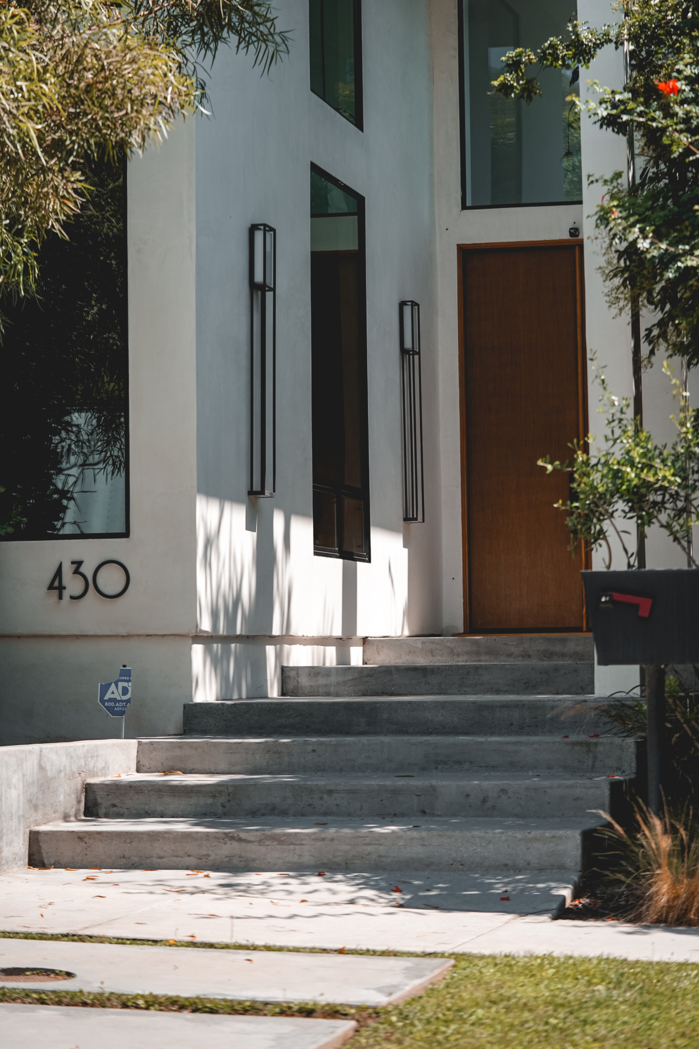 MDP09446 - Builder Boy